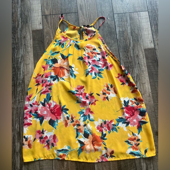 Papermoon | Tops | Yellow Floral Papermoon Top From Stitchfix | Poshmark